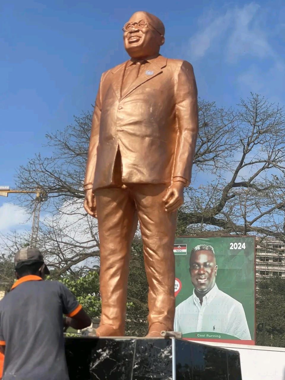 Reaction of Ghanaians after Akufo-Addo unveiled statue of himself in ...